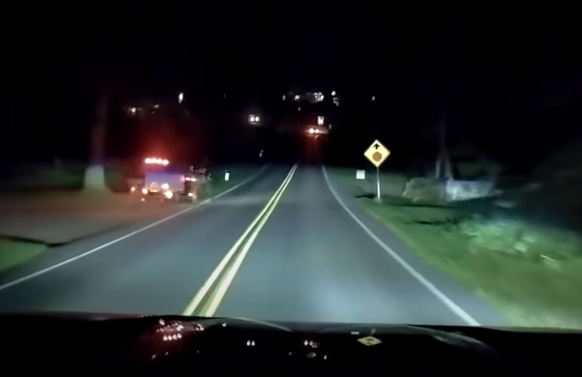 Amish Buggy “Drifting” – Don’t try this at home (Video) - Amish America