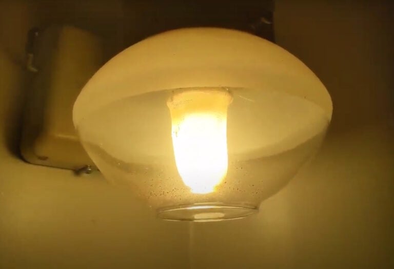 Do the Amish use electricity? - Amish America