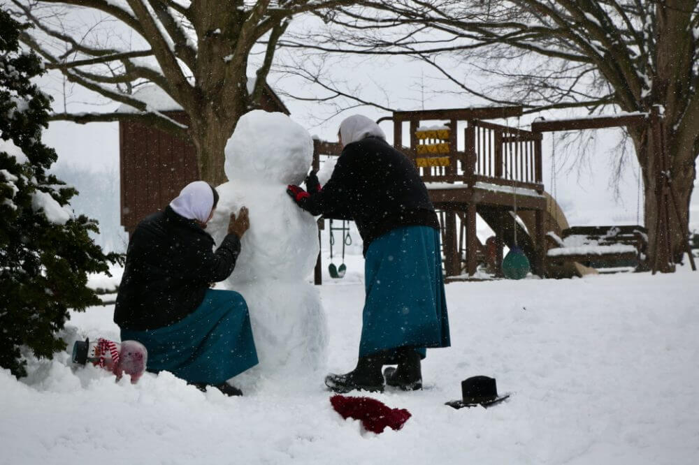 Amish Celebrate Old Christmas On January 6th - Amish America