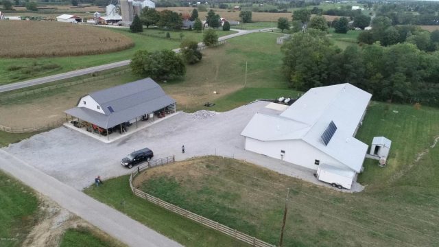 This 2-in-1 Amish Shop Home Is For Sale (22 Photos) - Amish America