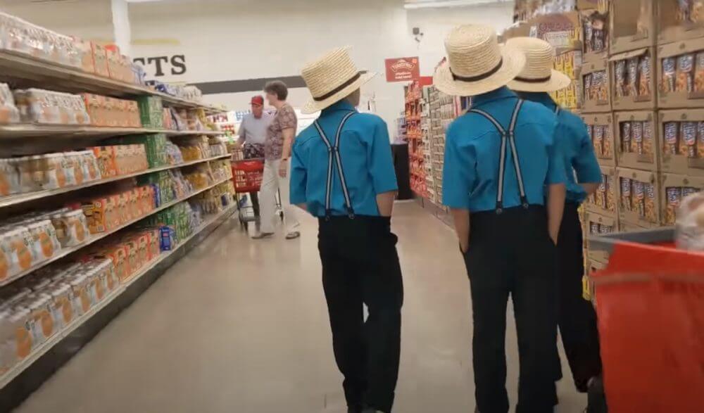 Visiting Amish Stores In Iowa (15 Photos) - Amish America