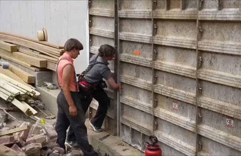 Yet Another Amish Group Is Helping Rebuild Western NC - Amish America