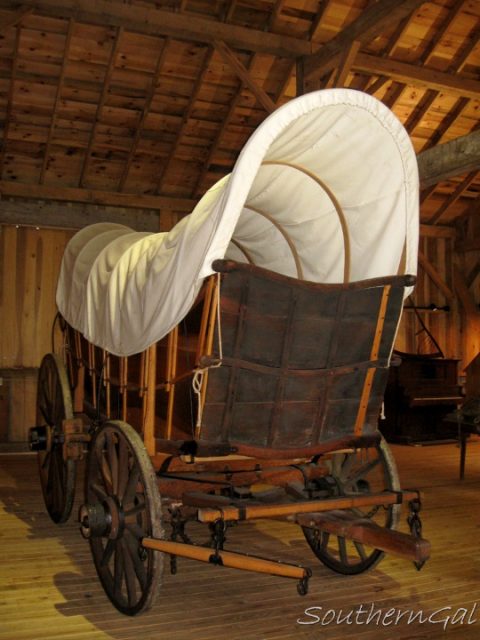 A First Visit To Amish Ohio (24 Photos) - Amish America