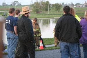 Amish Firefighters in Action (23 Photos) - Amish America