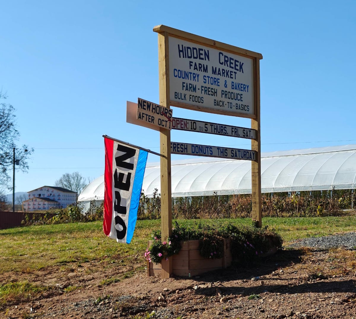 West Virginia Amish Market Thrives Despite Raw Milk Law - Amish America