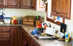 Tour An Amish Home (Jamesport, MO – 31 Photos) - Amish America