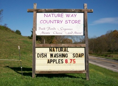 Visiting the Walker Valley Market (Pearisburg, VA Amish) - Amish America