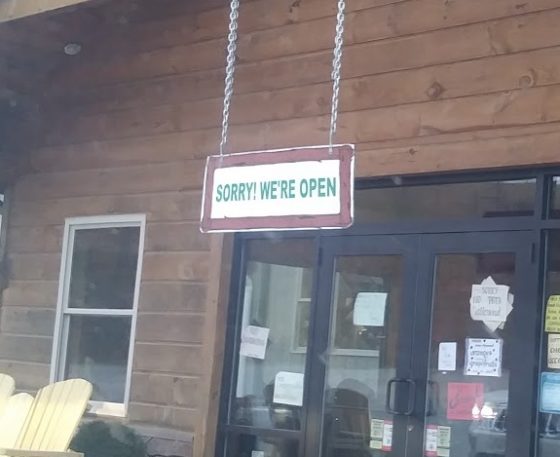 Inside The Walker Valley Market (24 Photos) - Amish America