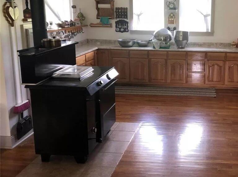 3 Ways Amish Families Cook & Bake - Amish America