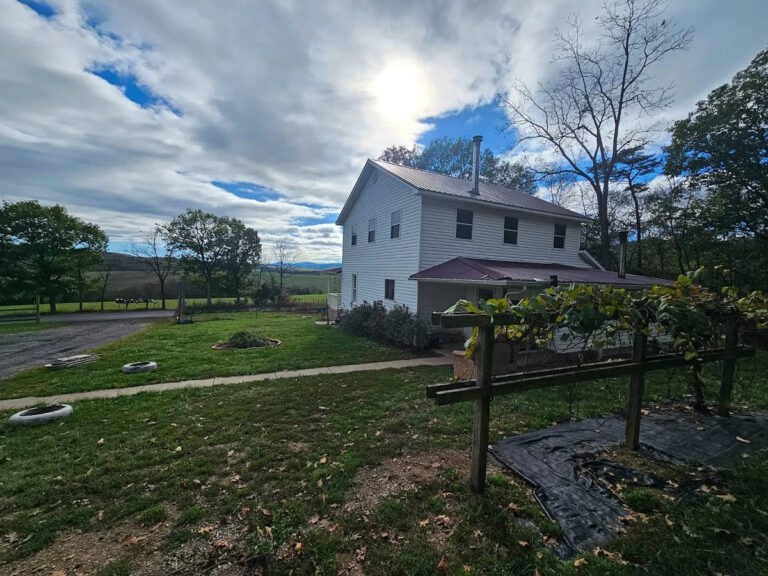Inside A Half-Finished West Virginia Amish Home (20 Photos) - Amish America